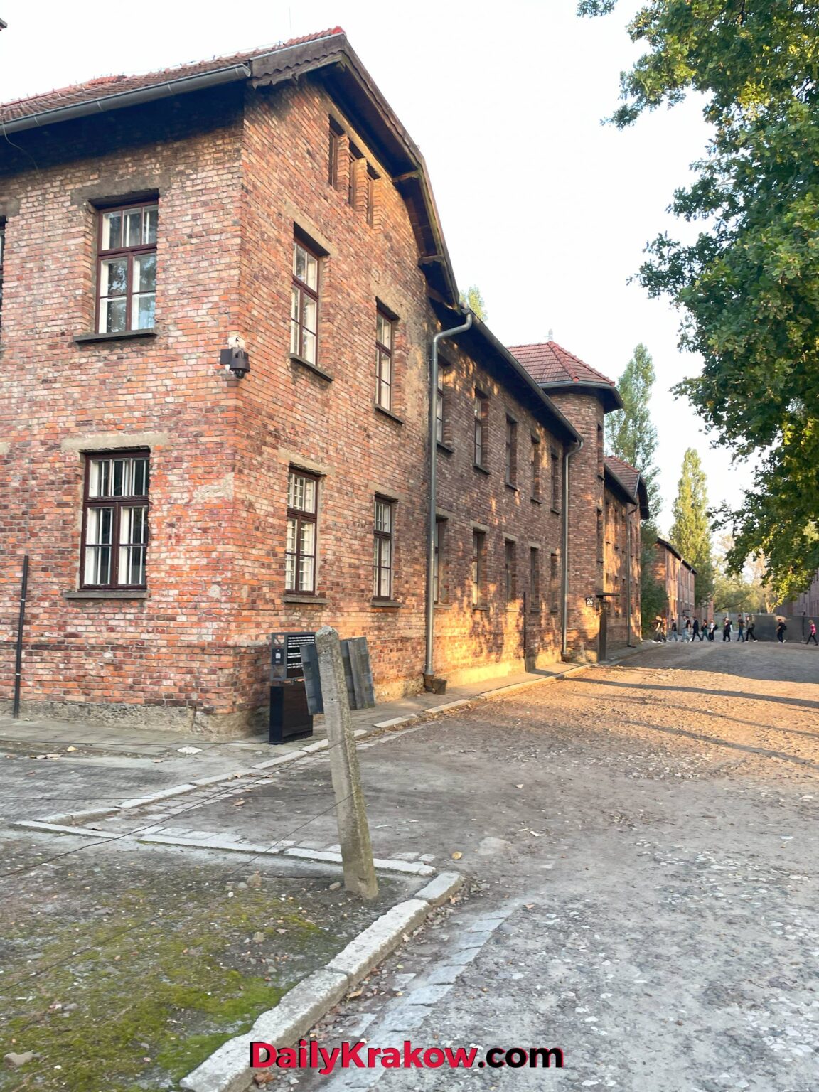 How far is Birkenau from Auschwitz? How to get to?