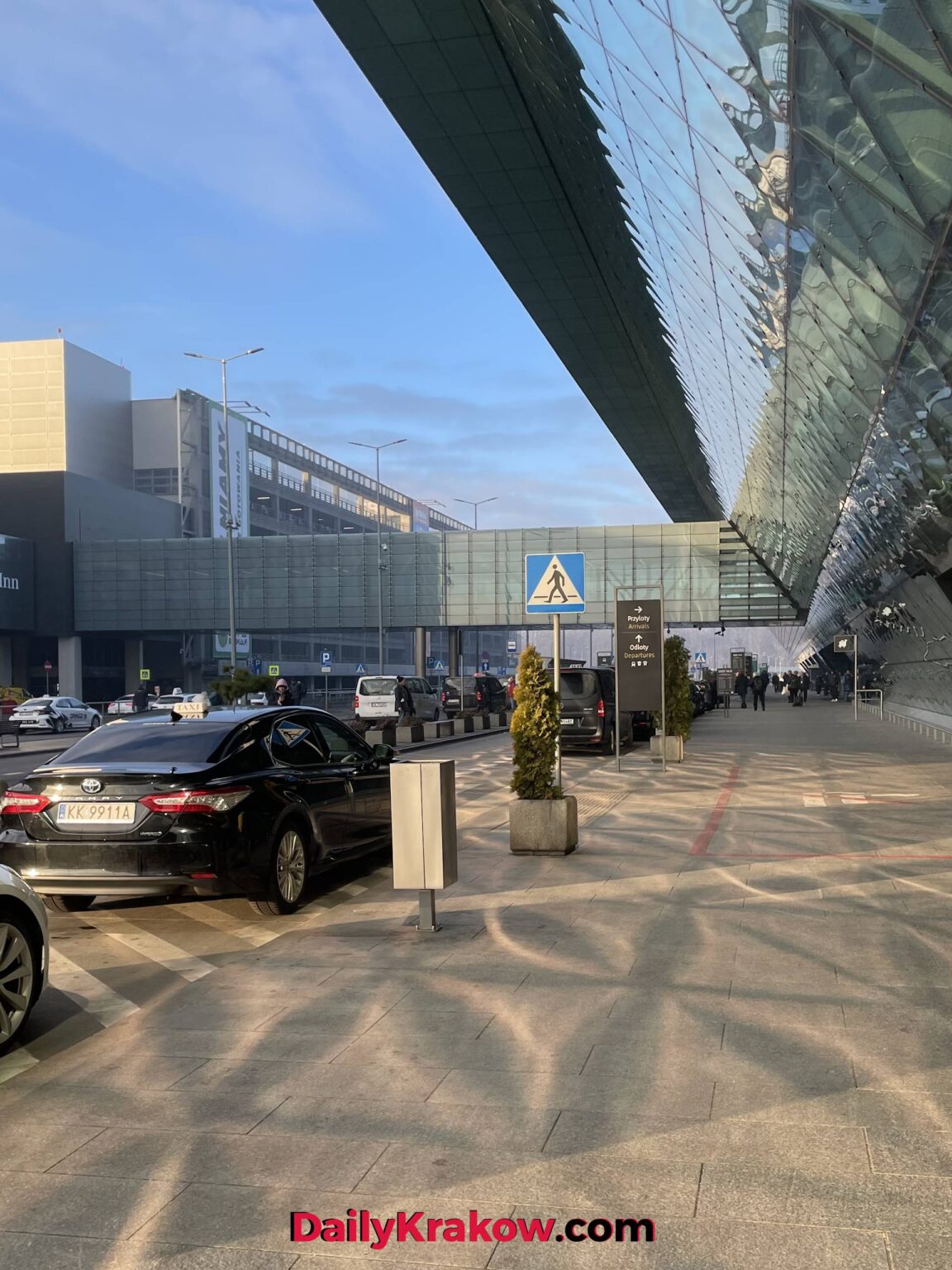 How to get from Krakow Airport to Zakopane? Best ways